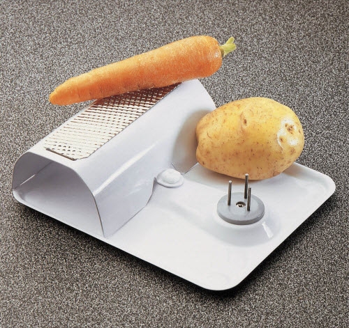 Clyde Grater, Scraper & Spike Board - Redland Mobility